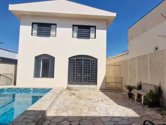 Casa / Sobrado para Venda em Ribeirão Preto/SP Sumarezinho 4 Quartos
