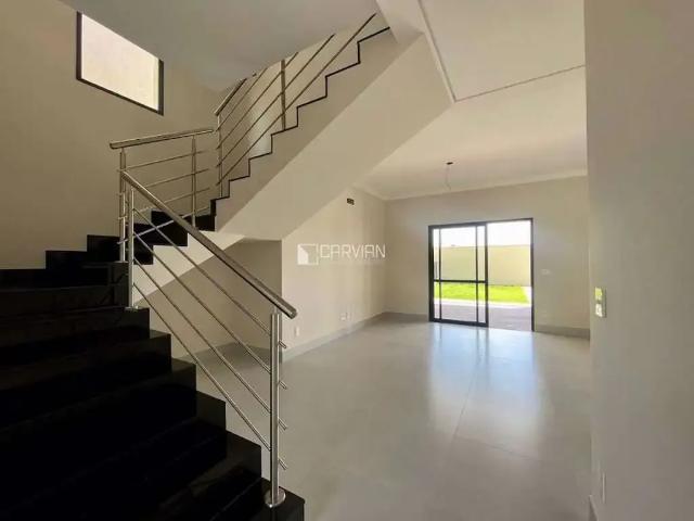 Casa / Sobrado para Venda em Ribeirão Preto/SP Vila do Golf 3 Quartos