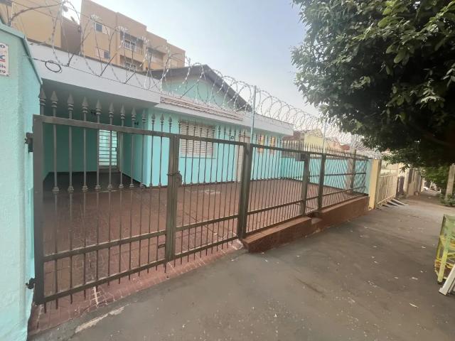 Casa / Sobrado para Venda em Ribeirão Preto/SP Vila Seixas 3 Quartos
