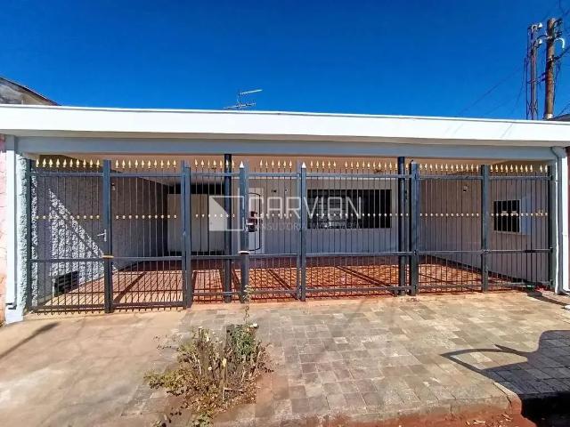 Casa / Sobrado para Venda em Ribeirão Preto/SP Vila Tibério 3 Quartos