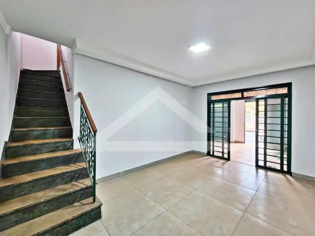 Casa / Sobrado para Venda em Ribeirão Preto/SP Vila Tibério 3 Quartos