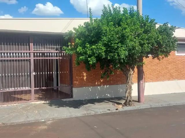 Casa / Sobrado para Venda em Ribeirão Preto/SP Vila Tibério 3 Quartos