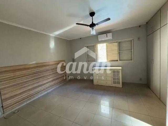 Casa / Sobrado para Venda em Ribeirão Preto/SP Vila Virgínia 3 Quartos