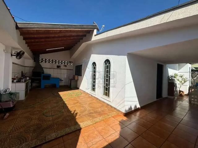 Casa / Sobrado para Venda em Ribeirão Preto/SP Vila Virgínia 4 Quartos
