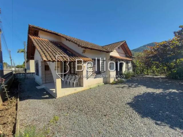 Casa / Sobrado para Venda em Rodeio/SC Rodeio 12 3 Quartos