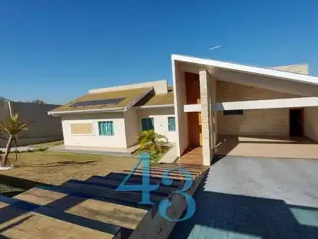 Casa / Sobrado para Venda em Rolândia/PR Centro 3 Quartos
