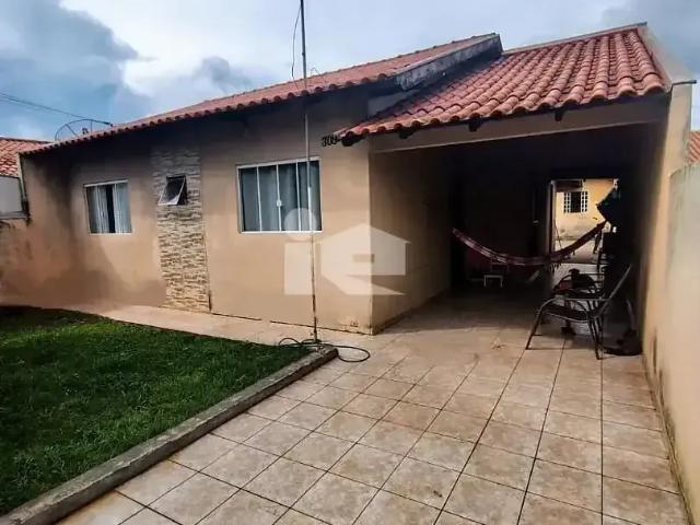Casa / Sobrado para Venda em Rolândia/PR Jardim do Lago 2 Quartos