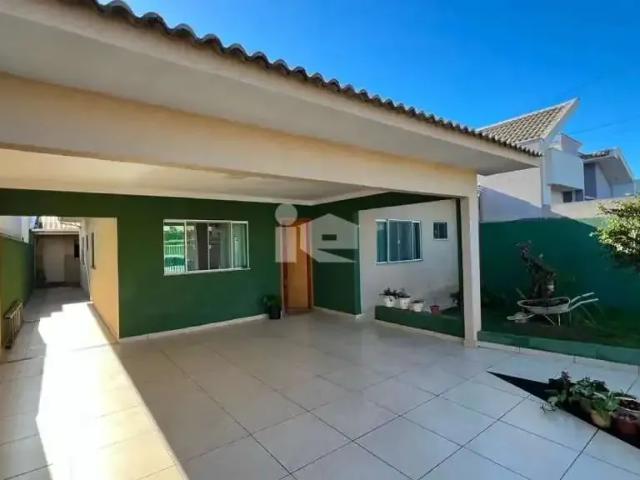 Casa / Sobrado para Venda em Rolândia/PR Jardim Ouro Verde 5 Quartos
