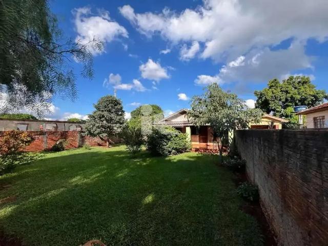 Casa / Sobrado para Venda em Rolândia/PR Vila Oliveira