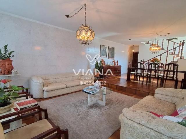 Casa / Sobrado para Venda em São Caetano do Sul/SP Cerâmica 4 Quartos