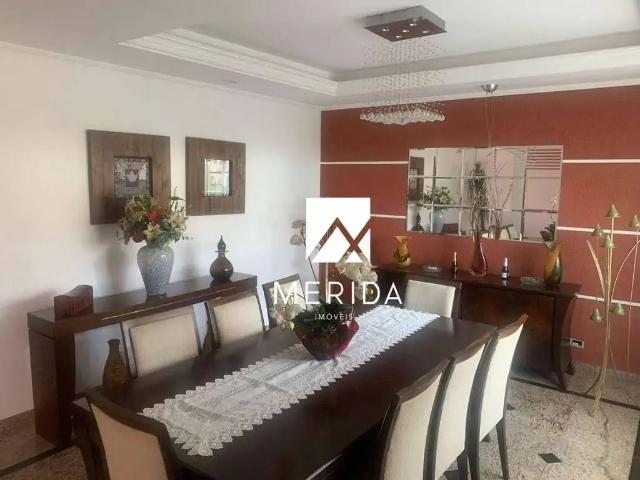 Casa / Sobrado para Venda em São Caetano do Sul/SP Cerâmica 4 Quartos