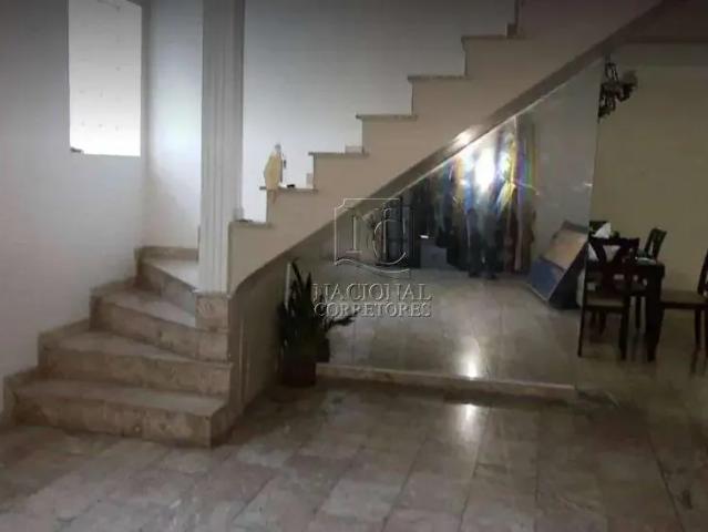 Casa / Sobrado para Venda em São Caetano do Sul/SP Cerâmica 5 Quartos