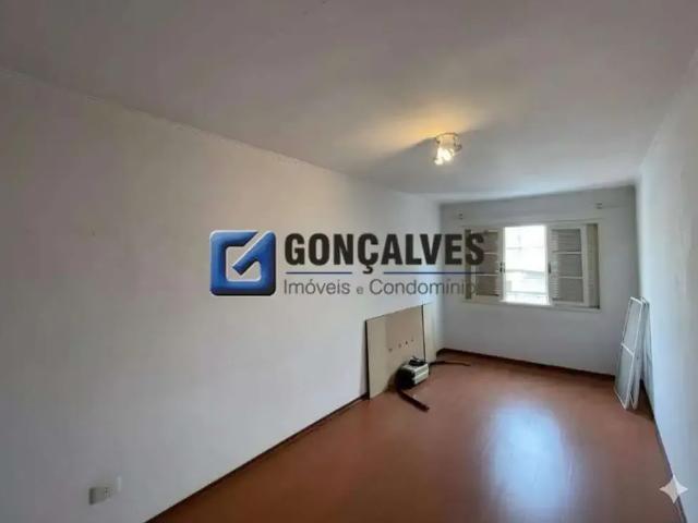 Casa / Sobrado para Venda em São Caetano do Sul/SP Cerâmica 3 Quartos