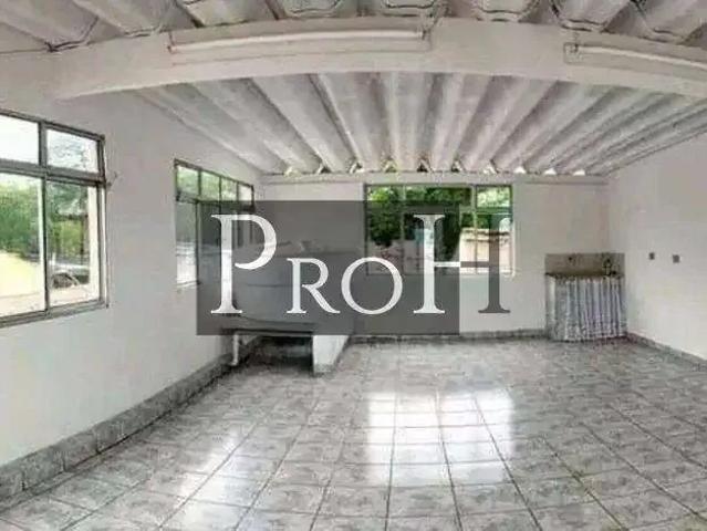 Casa / Sobrado para Venda em São Caetano do Sul/SP Cerâmica 3 Quartos