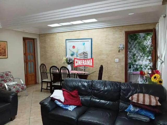 Casa / Sobrado para Venda em São Caetano do Sul/SP Cerâmica 3 Quartos