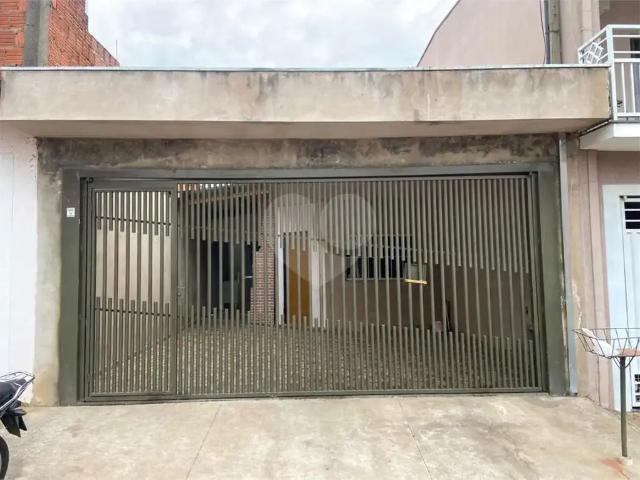 Casa / Sobrado para Venda em São Carlos/SP Conjunto Habitacional Dom Constantino Amstalden 2 Quartos