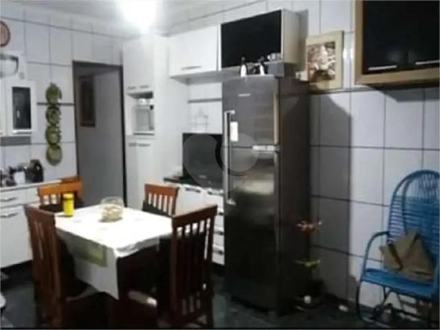 Casa / Sobrado para Venda em São Carlos/SP Conjunto Habitacional Dom Constantino Amstalden 2 Quartos