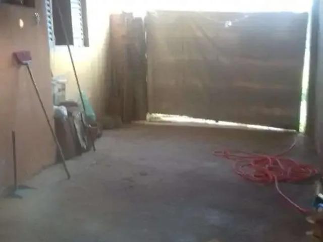 Casa / Sobrado para Venda em São Carlos/SP Conjunto Habitacional Dom Constantino Amstalden 2 Quartos