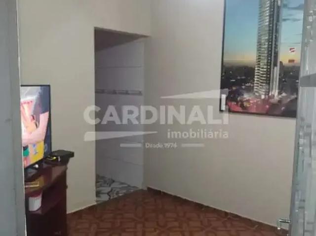 Casa / Sobrado para Venda em São Carlos/SP Conjunto Habitacional Santa Angelina 2 Quartos