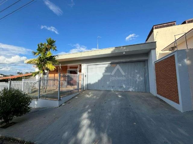 Casa / Sobrado para Venda em São Carlos/SP Centro 2 Quartos