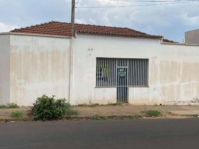 Casa / Sobrado para Venda em São Carlos/SP Centro 2 Quartos