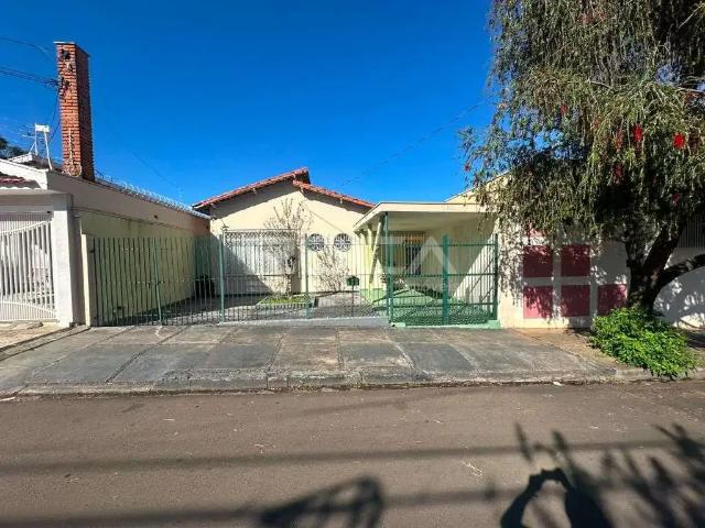 Casa / Sobrado para Venda em São Carlos/SP Centro 2 Quartos