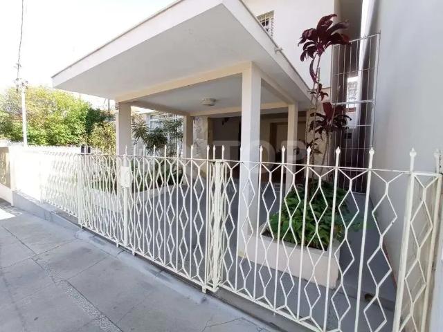 Casa / Sobrado para Venda em São Carlos/SP Centro 3 Quartos