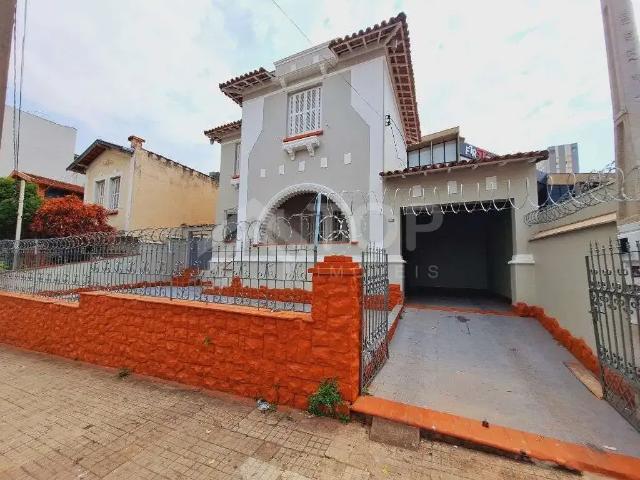 Casa / Sobrado para Venda em São Carlos/SP Centro 3 Quartos