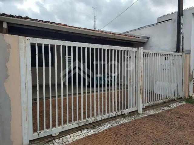 Casa / Sobrado para Venda em São Carlos/SP Centro 3 Quartos