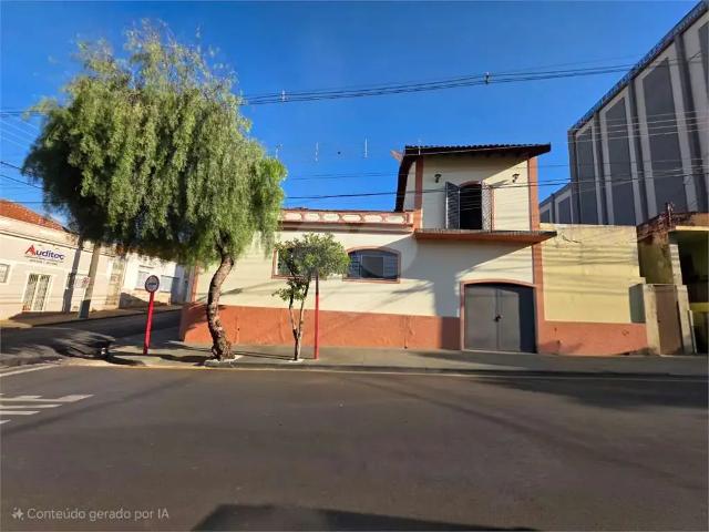 Casa / Sobrado para Venda em São Carlos/SP Centro 3 Quartos