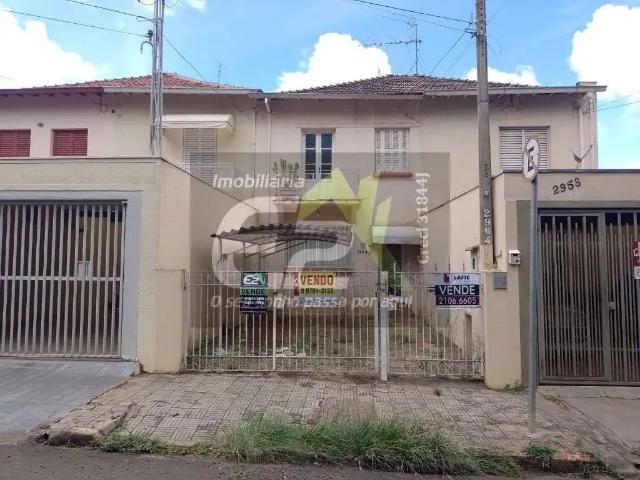 Casa / Sobrado para Venda em São Carlos/SP Centro 4 Quartos