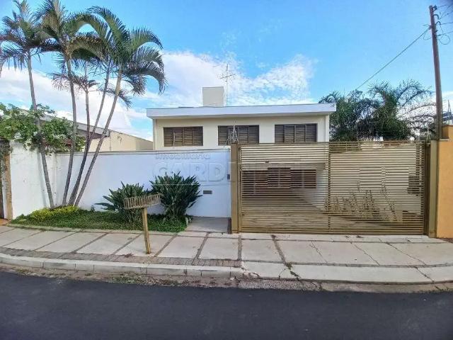 Casa / Sobrado para Venda em São Carlos/SP Centro 4 Quartos