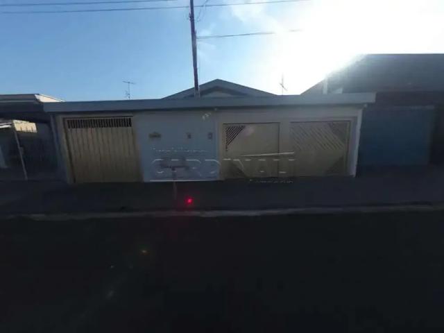 Casa / Sobrado para Venda em São Carlos/SP Chácara Parque Club 4 Quartos