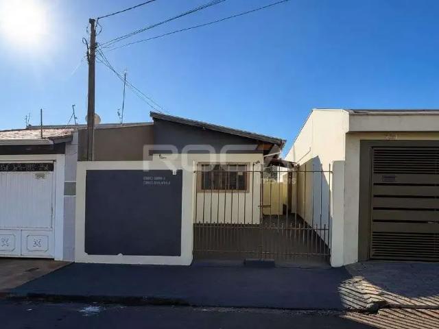 Casa / Sobrado para Venda em São Carlos/SP Chácara Parque Club 2 Quartos