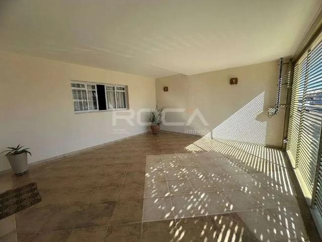 Casa / Sobrado para Venda em São Carlos/SP Chácara São João 3 Quartos