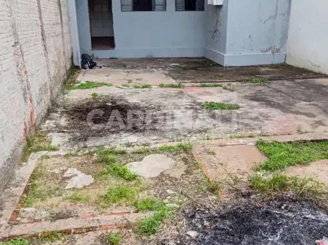 Casa / Sobrado para Venda em São Carlos/SP Cidade Aracy 1 Quartos