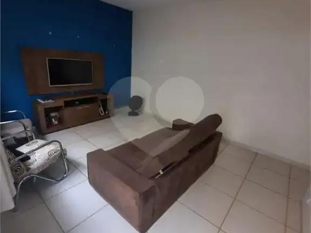 Casa / Sobrado para Venda em São Carlos/SP Cidade Aracy 2 Quartos