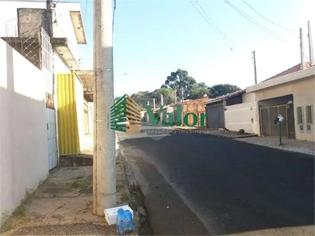 Casa / Sobrado para Venda em São Carlos/SP Cidade Aracy 2 Quartos