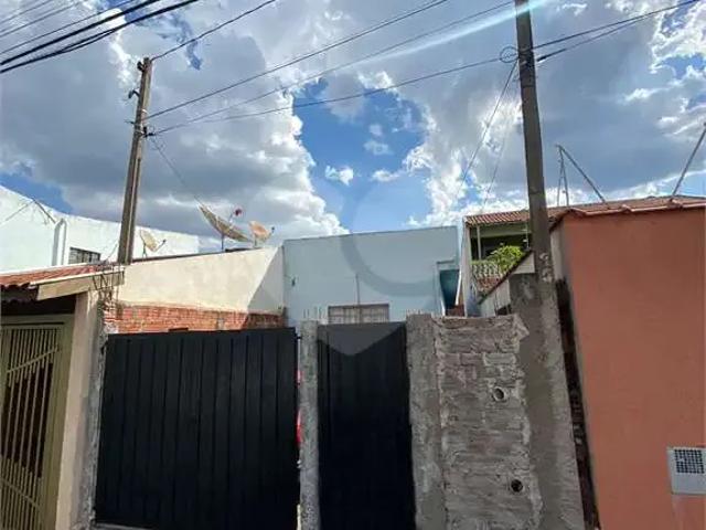 Casa / Sobrado para Venda em São Carlos/SP Cidade Aracy 2 Quartos