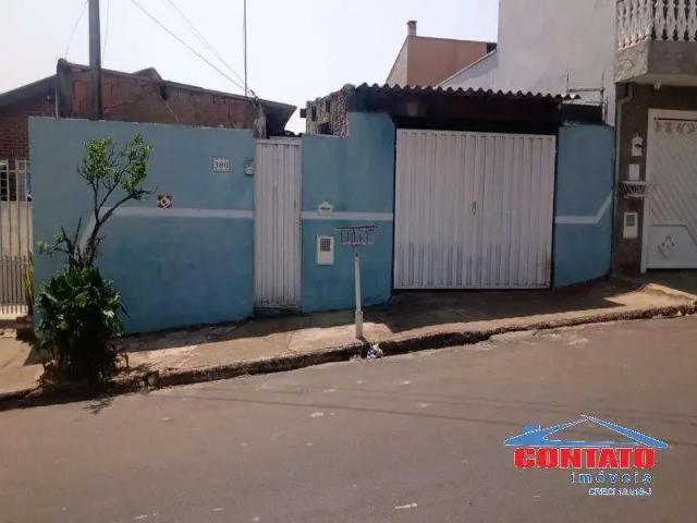 Casa / Sobrado para Venda em São Carlos/SP Cidade Aracy 3 Quartos