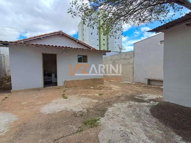 Casa / Sobrado para Venda em São Carlos/SP Cidade Jardim 2 Quartos