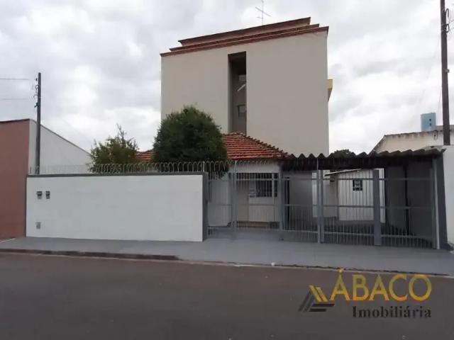 Casa / Sobrado para Venda em São Carlos/SP Cidade Jardim 3 Quartos