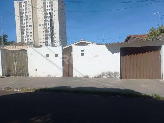 Casa / Sobrado para Venda em São Carlos/SP Cidade Jardim 3 Quartos