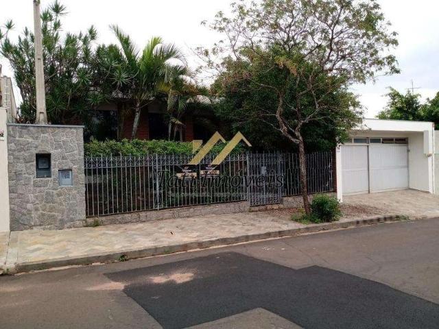 Casa / Sobrado para Venda em São Carlos/SP Jardim Macarengo 4 Quartos