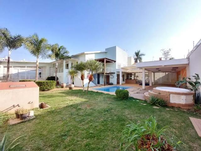 Casa / Sobrado para Venda em São Carlos/SP Jardim Macarengo 3 Quartos