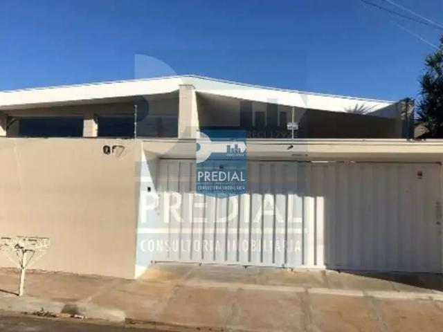 Casa / Sobrado para Venda em São Carlos/SP Jardim Macarengo 3 Quartos