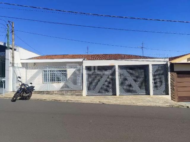 Casa / Sobrado para Venda em São Carlos/SP Jardim Nova São Carlos 3 Quartos