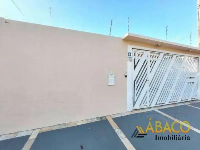 Casa / Sobrado para Venda em São Carlos/SP Jardim Acapulco 3 Quartos