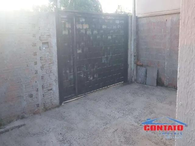 Casa / Sobrado para Venda em São Carlos/SP Jardim Araucária 2 Quartos