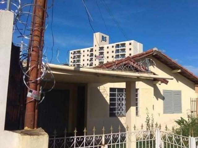 Casa / Sobrado para Venda em São Carlos/SP Jardim Bandeirantes 3 Quartos